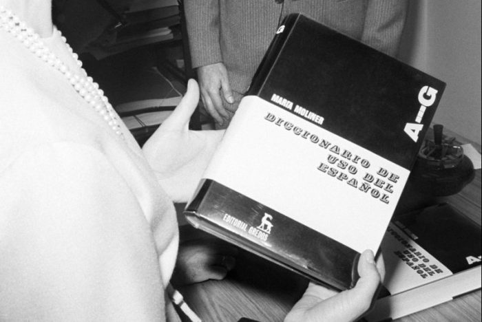 Diez palabras que definen la vida y obra de María Moliner