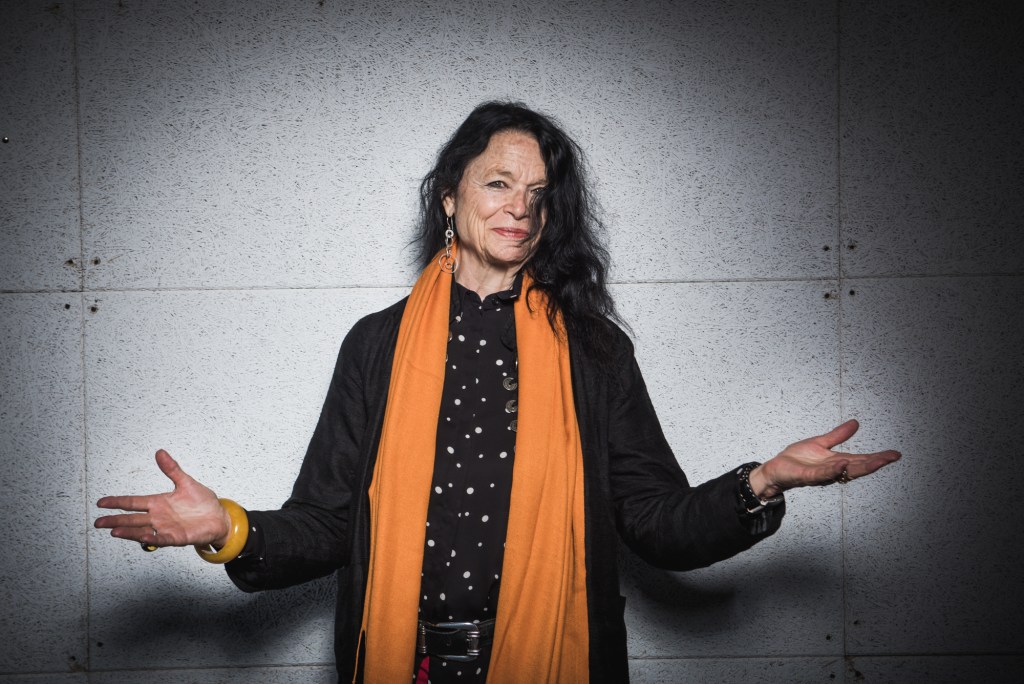 La 'beat' Anne Waldman publica "Para ser estrella a medianoche"