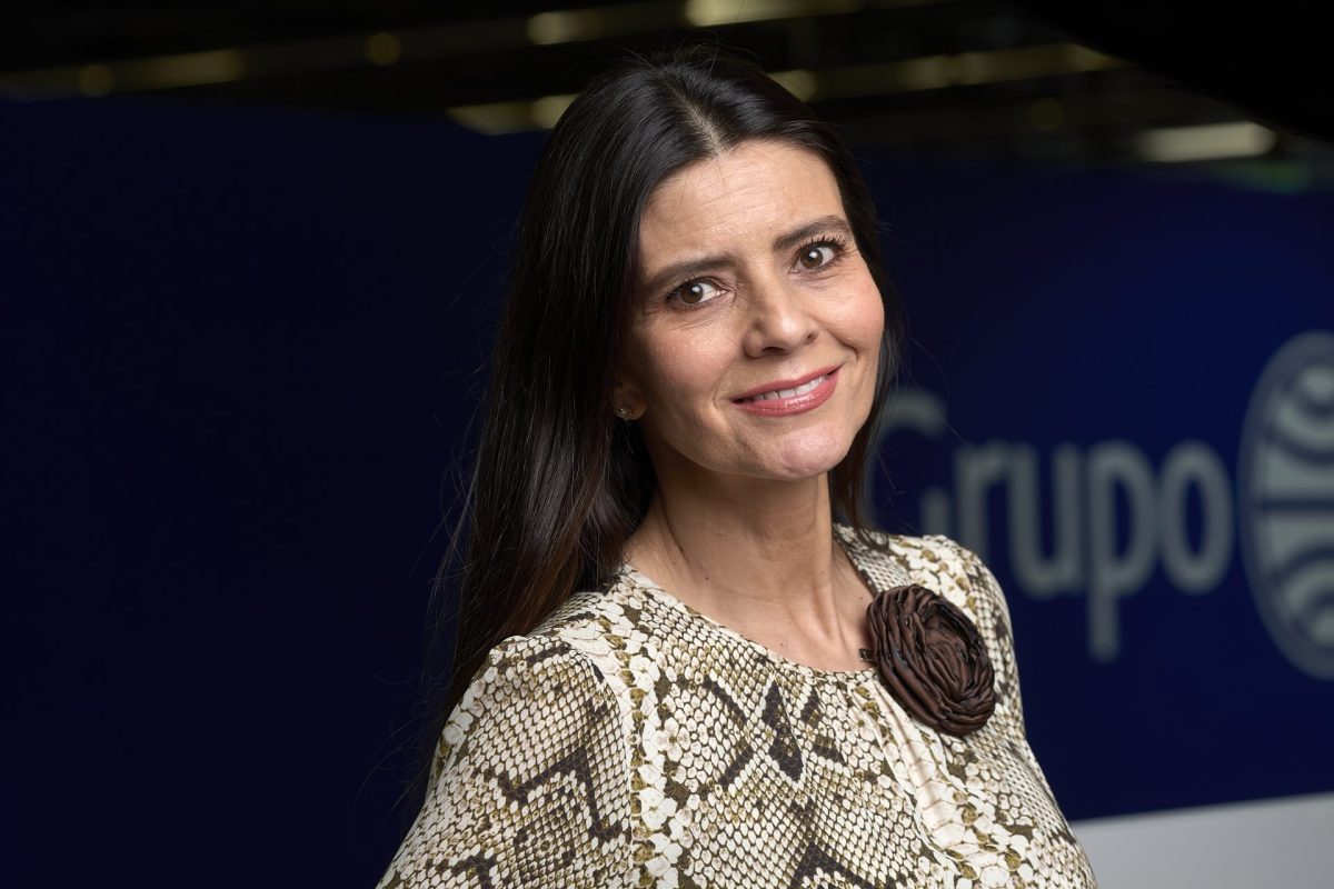 "Hijas de la historia" saca de la sombra a las mujeres que construyeron ...