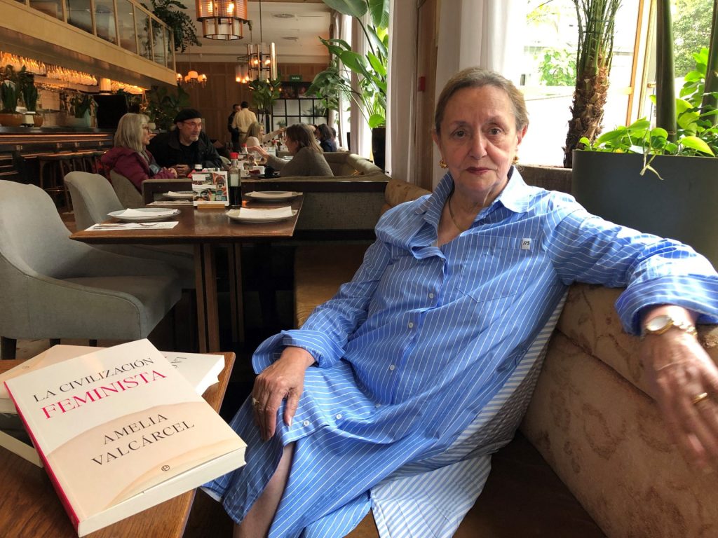 Amelia Valcárcel: "El feminismo es rebelde, pero no toda la rebeldía es ...