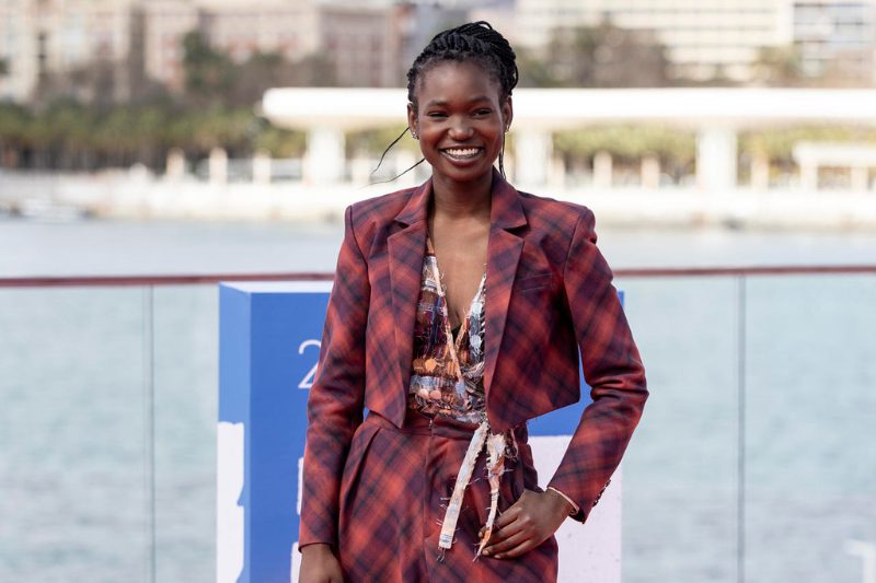 Edith Martínez-Val homenajea a mujeres que saltan en Melilla