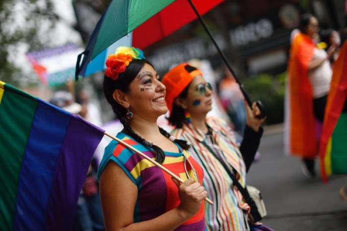 La Marcha Lencha de mujeres LGTBI+ toma las calles de Ciudad de México
