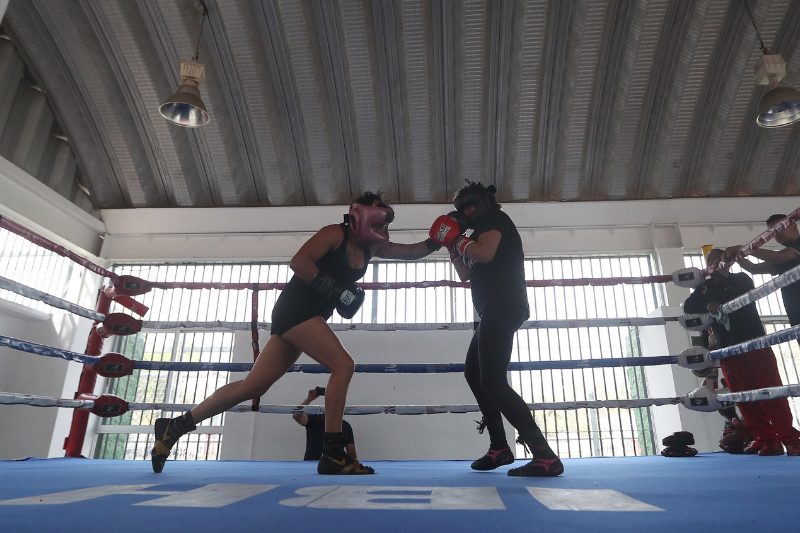 Sara Bailey se prepara para hacer historia frente a Cristina Navarro